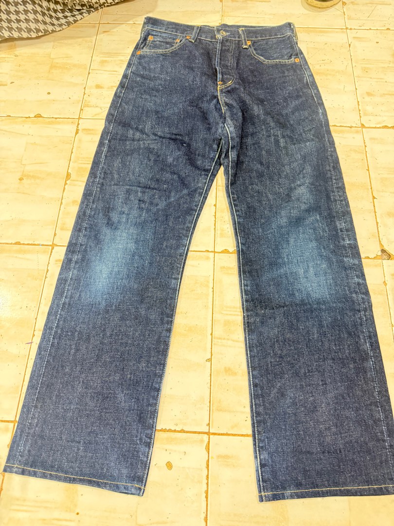 Levis 702 90s vintage big E, Men's Fashion, Bottoms, Jeans on Carousell