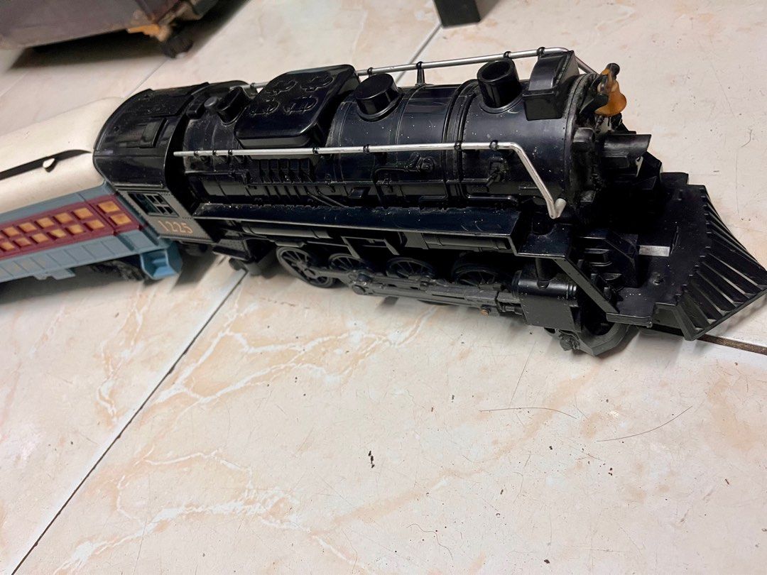Lionel Polar Express Train Set, Hobbies & Toys, Toys & Games on Carousell