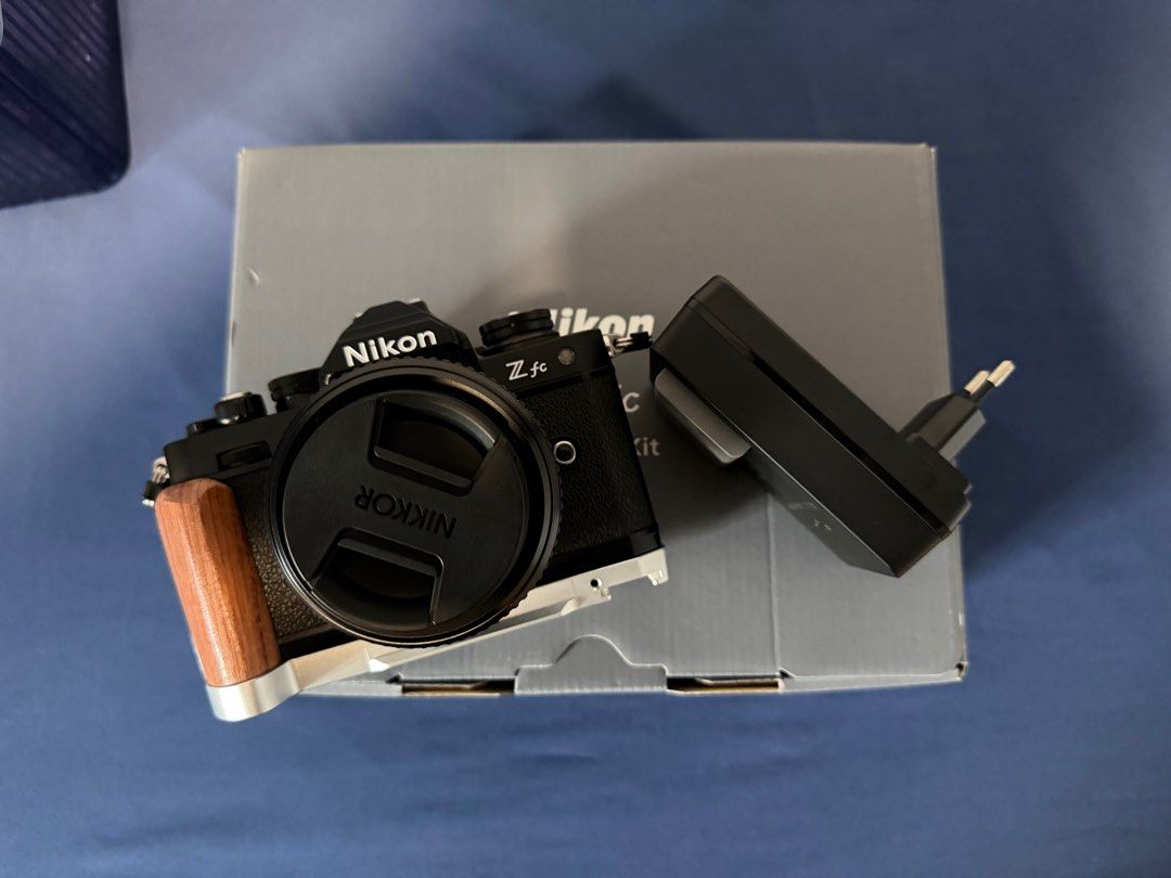 Nikon Z fc 28/2.8 SE Kit Black Edition, Photography, Cameras on Carousell