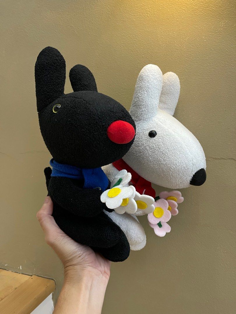 Original pair of 20cm flowers Lisa et Gaspard plush, Hobbies & Toys ...
