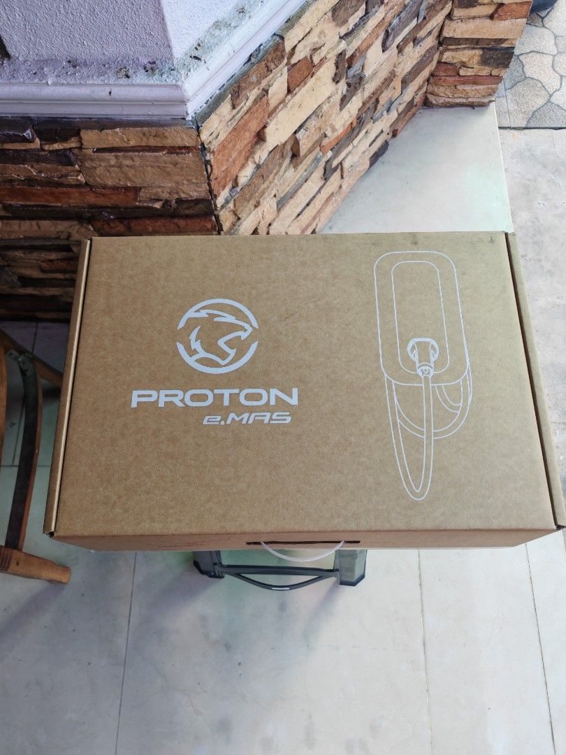Proton e.MAS Charging Station, Auto Accessories on Carousell