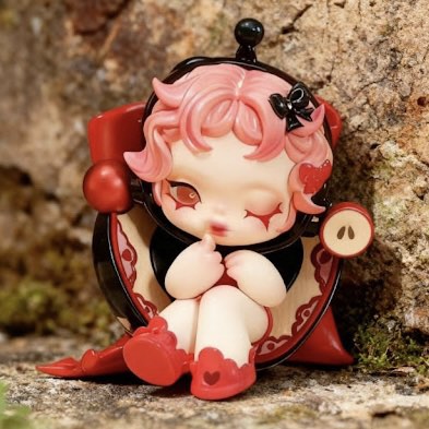 SELECTED Popmart Figure Skullpanda Apple of My Eye Series, Toys ...