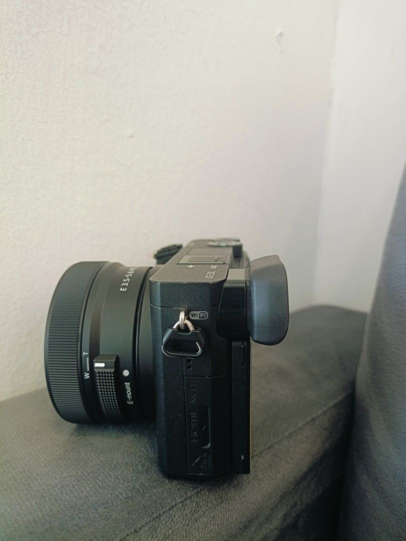 Sony Alpha a6300 mirrorless camera with a 16-50mm kit lens, Photography ...