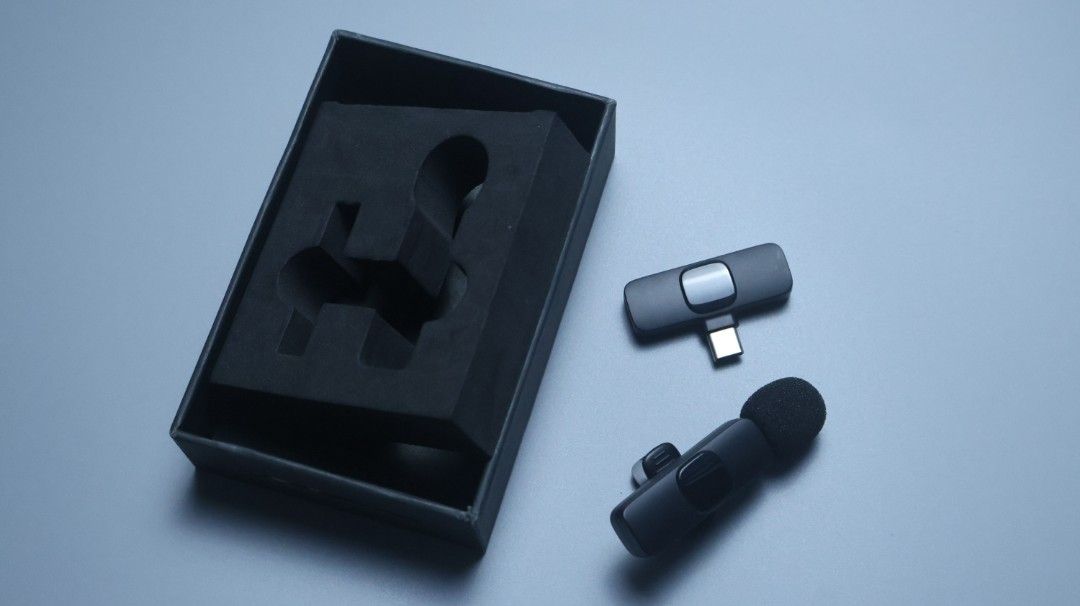 Wireless Microphone with USB-C Receiver, Audio, Microphones on Carousell