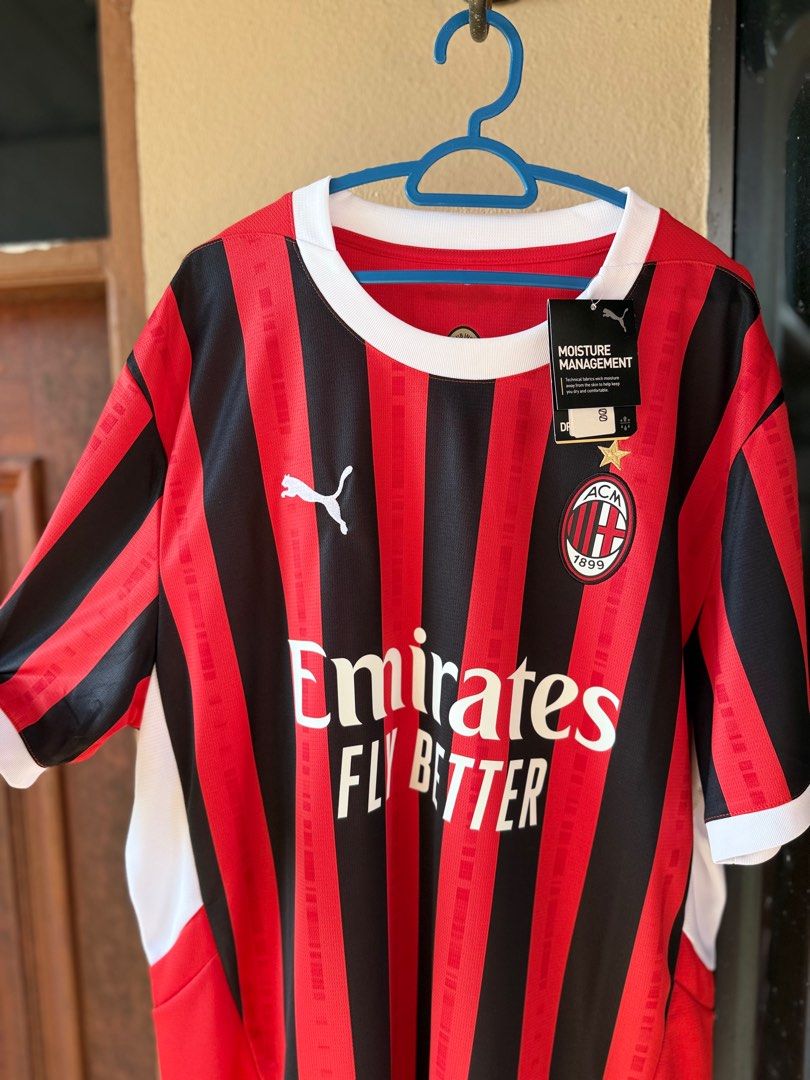 Ac milan home kit 24/25, Men's Fashion, Activewear on Carousell
