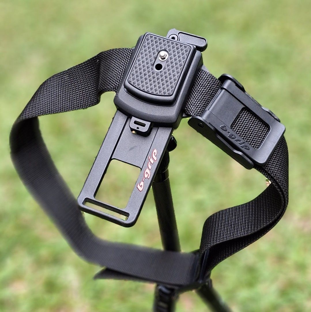 📌 b-grip evo camera belt holster, Fotografi di Carousell
