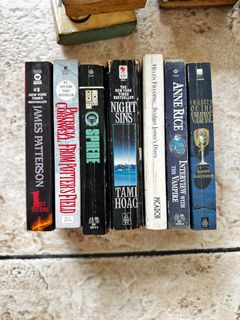 Book Bundle Lot D - Michael Crichton Scott Turow Patricia Cornwell ...