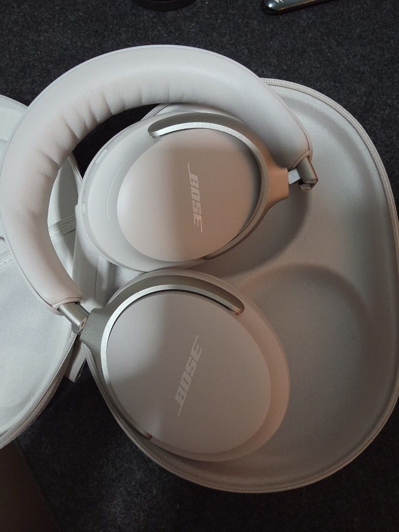 Bose QuietComfort ultra Headphones - White, Audio, Headphones ...