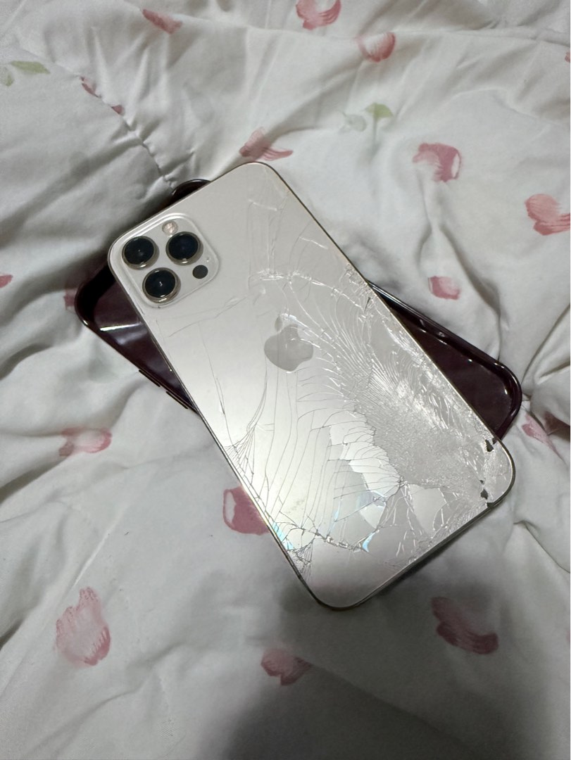Damaged iPhone 12 Pro Max with Brand New Charger, Mobile Phones ...