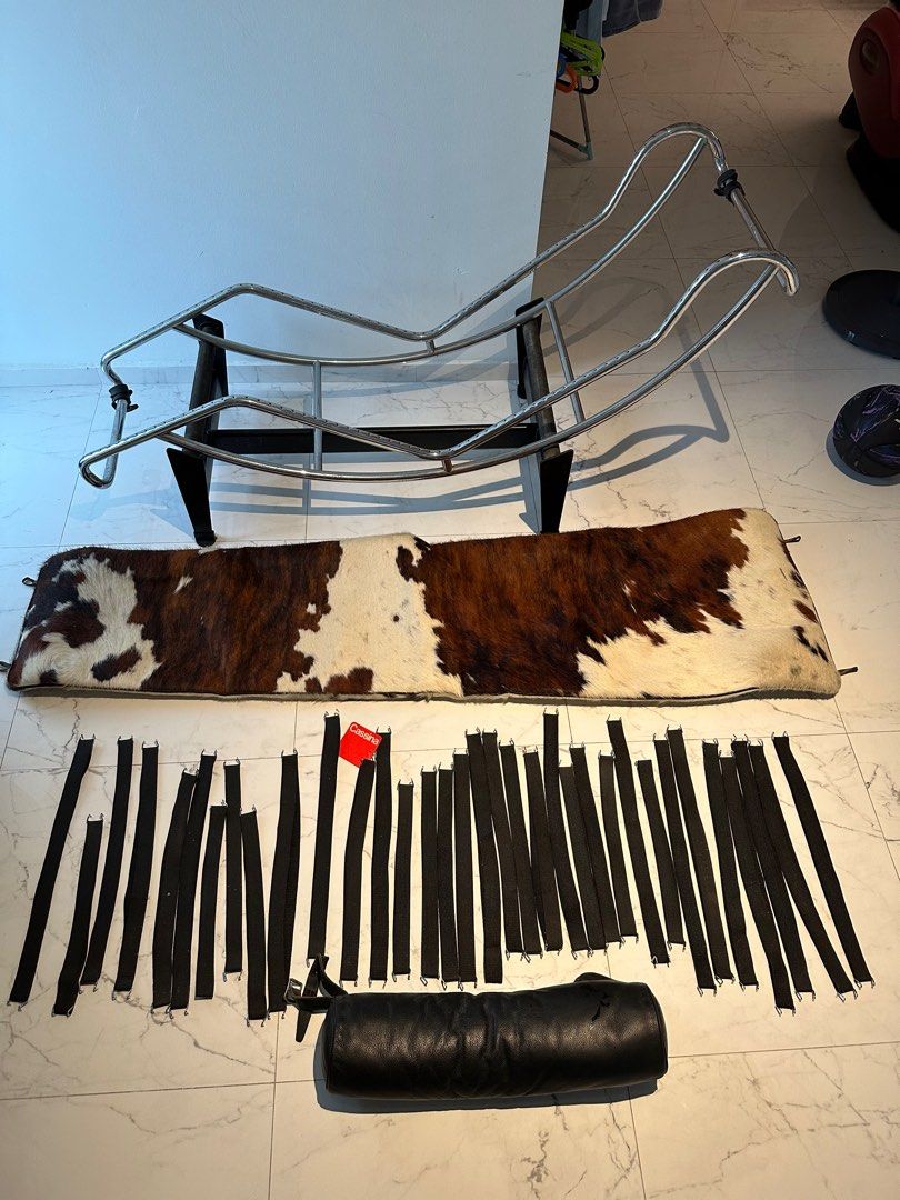 Le Corbusier LC4 Chaise Lounge - Cowhide, Furniture & Home Living ...