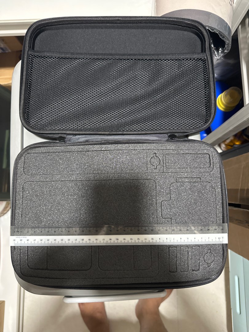 Nintendo Switch casing 1st Gen New Black case, Video Gaming, Gaming ...