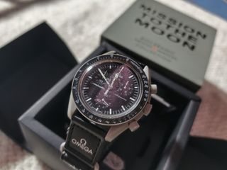 Omega x Swatch MoonSwatch Mission to Earthphase moonshine gold, Men's ...