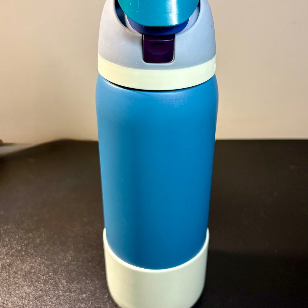 Owala FreeSip 32oz in Blue Oasis | Denim with free Owala Boot & Metal ...
