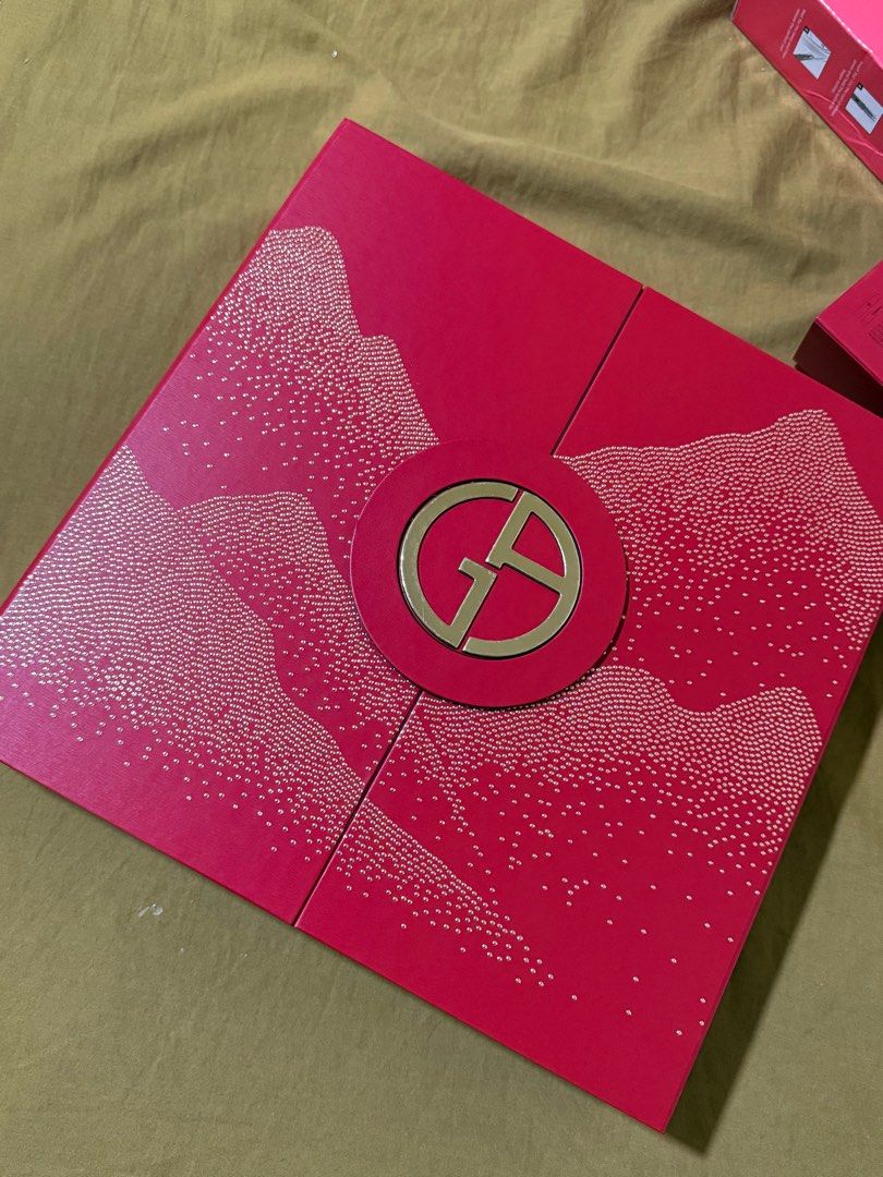 Preloved 100% AUTHENTIC Giorgio Armani Beauty 2024 Holiday Advent ...