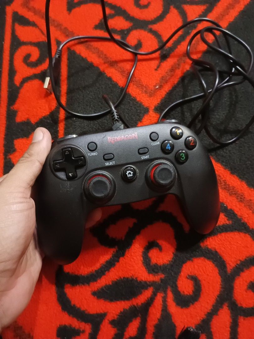 Red Dragon Saturn Gamepad analog issue, Video Gaming, Gaming Accessories, Controllers on Carousell