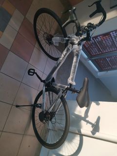 Road bike with 24-Speed, Sports Equipment, Bicycles & Parts, Bicycles on Carousell