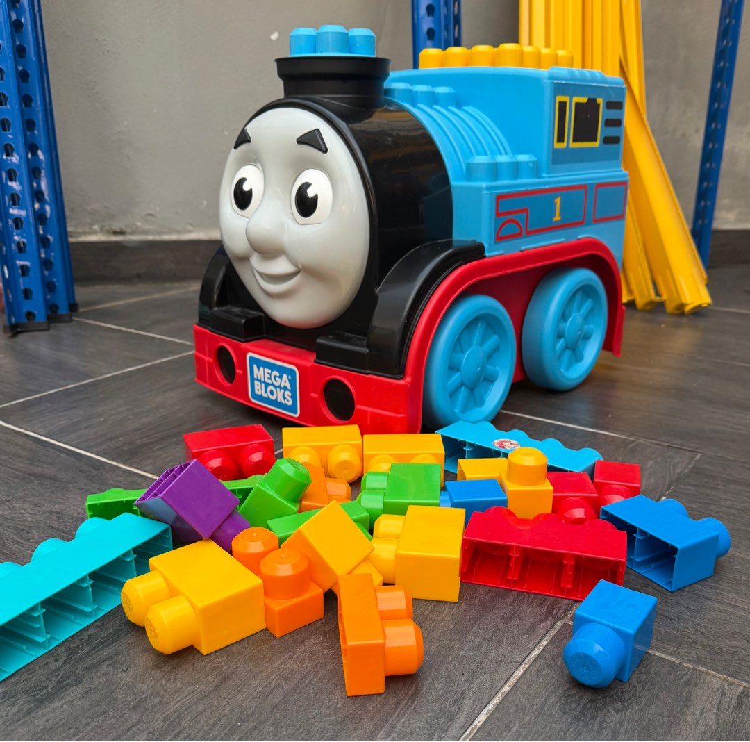 Thomas & friends build mega bloks, Hobbies & Toys, Toys & Games on ...