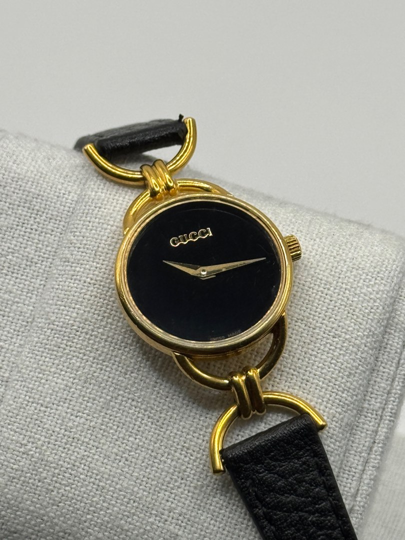 Vintage 1990s Gucci 6000L Dress Watch Quartz, Women's Fashion, Watches ...