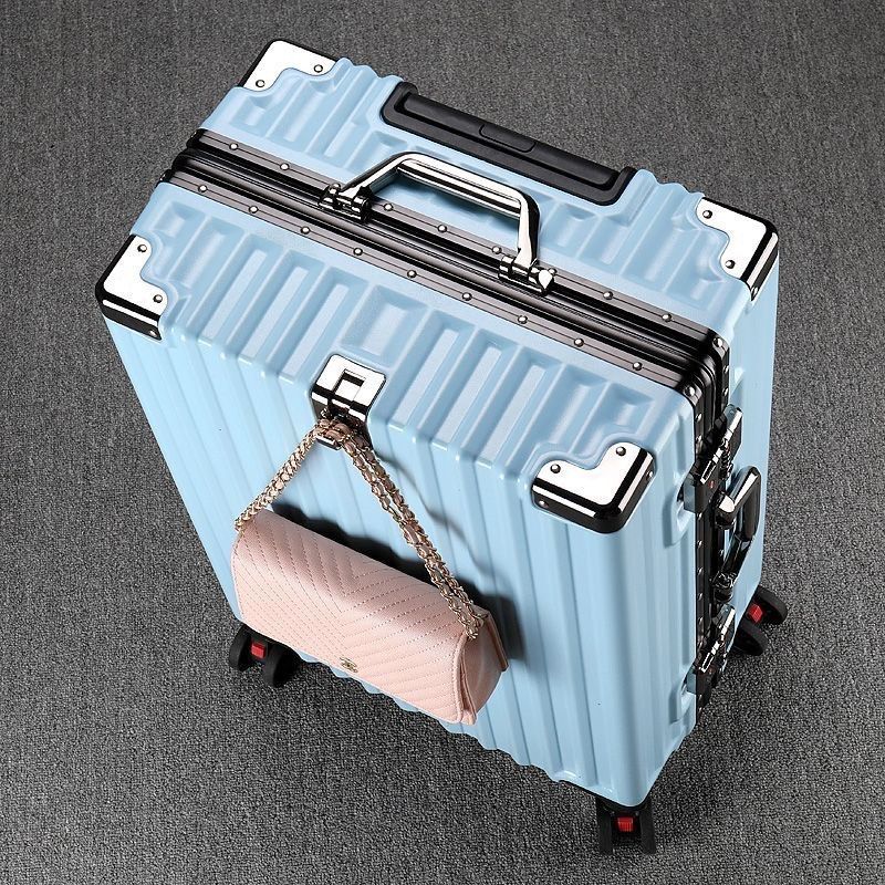 28 inch Blue Vintage Style Suitcase, Hobbies & Toys, Travel, Luggage on ...