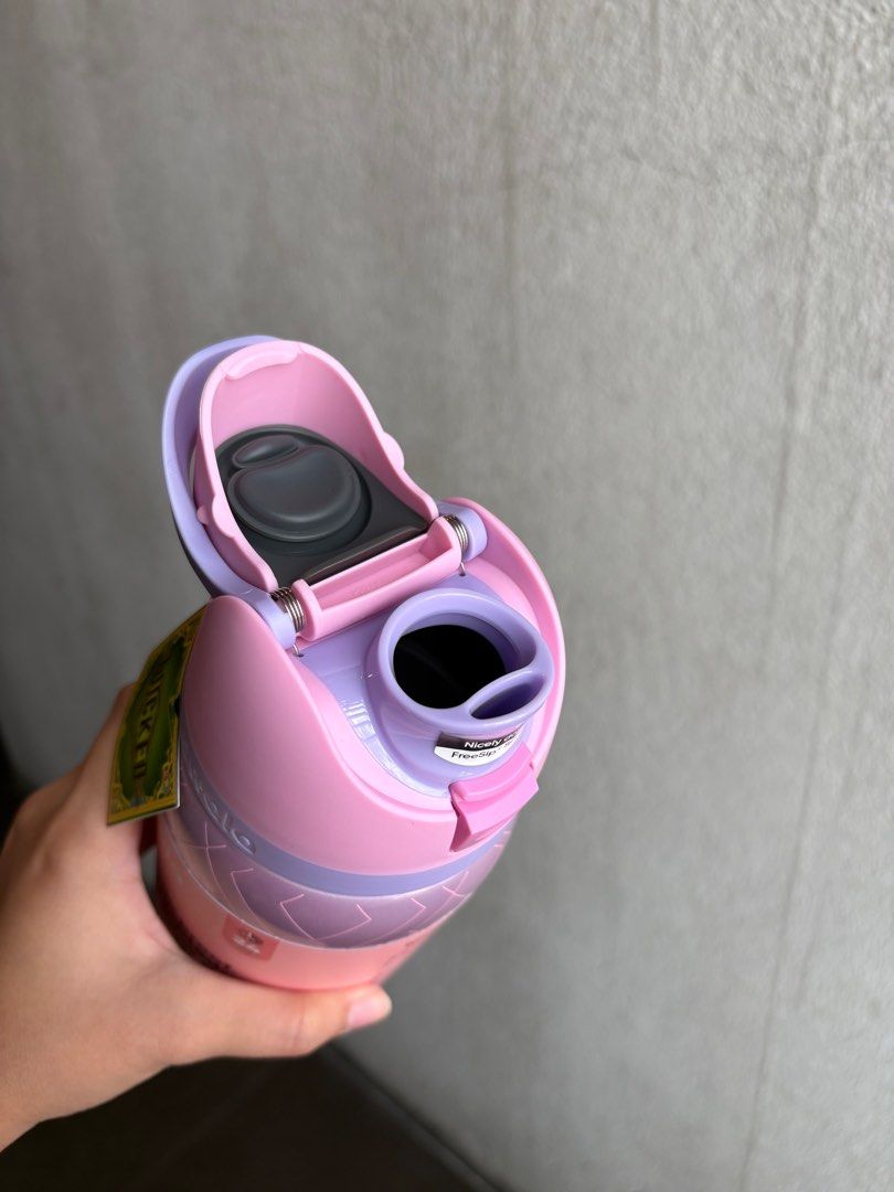 32oz Wicked x Owala Freesip - Glinda, Furniture & Home Living ...