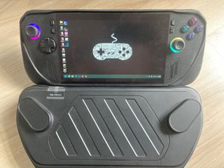 Pre-owned ASUS ROG Ally X, Video Gaming, Video Game Consoles, Others on Carousell