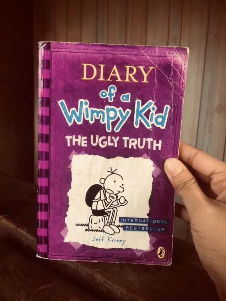 Diary of a Wimpy Kid: The Ugly Truth, Hobbies & Toys, Books & Magazines ...