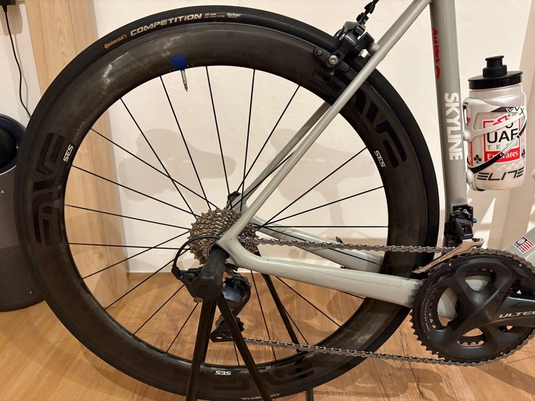 Engine 11 Skyline Road Bike with Enve ws, Sports Equipment, Bicycles ...