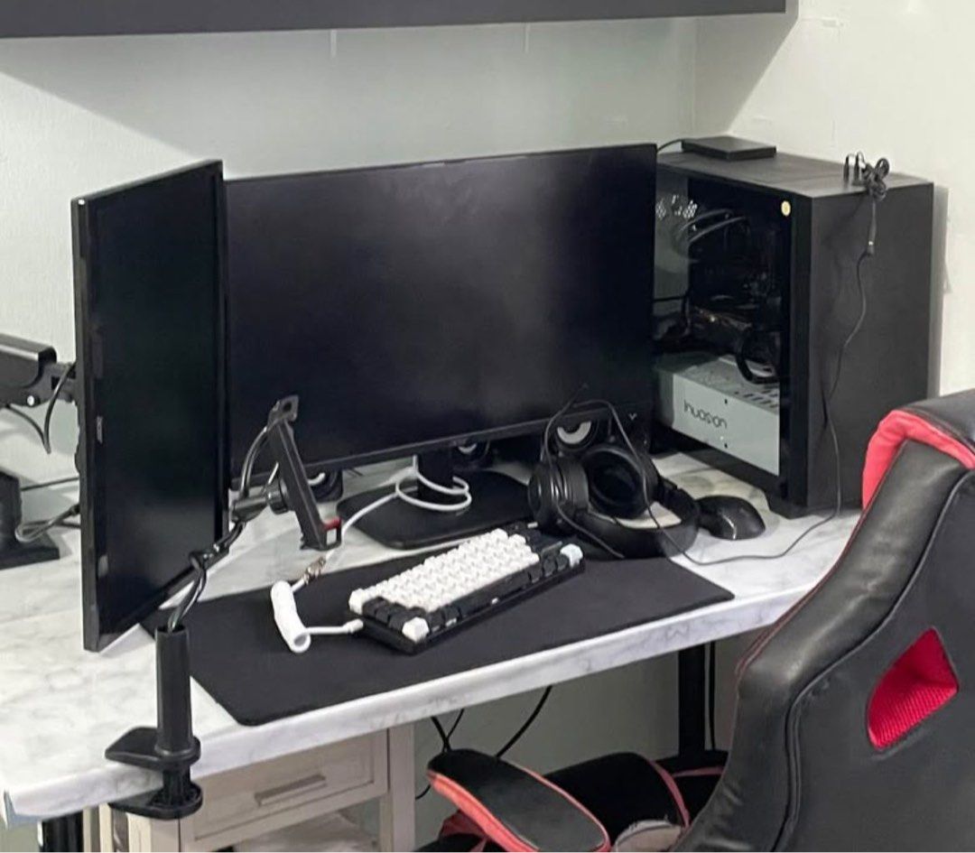 Gaming PC Setup with Dual Monitors, Computers & Tech, Desktops on Carousell