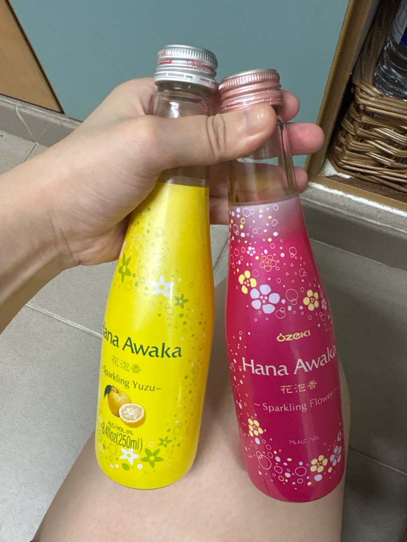 Hana Awaka Sparkling Wine - Yuzu & Flower, Food & Drinks, Alcoholic ...