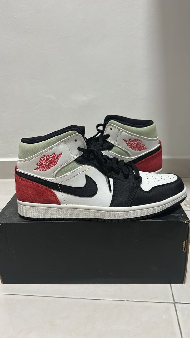 Kasut Air Jordan 1 Low, Men's Fashion, Footwear, Sneakers on Carousell
