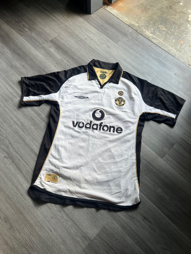MANCHESTER UNITED REVERSIBLE CENTENARY JERSEY, Men's Fashion ...