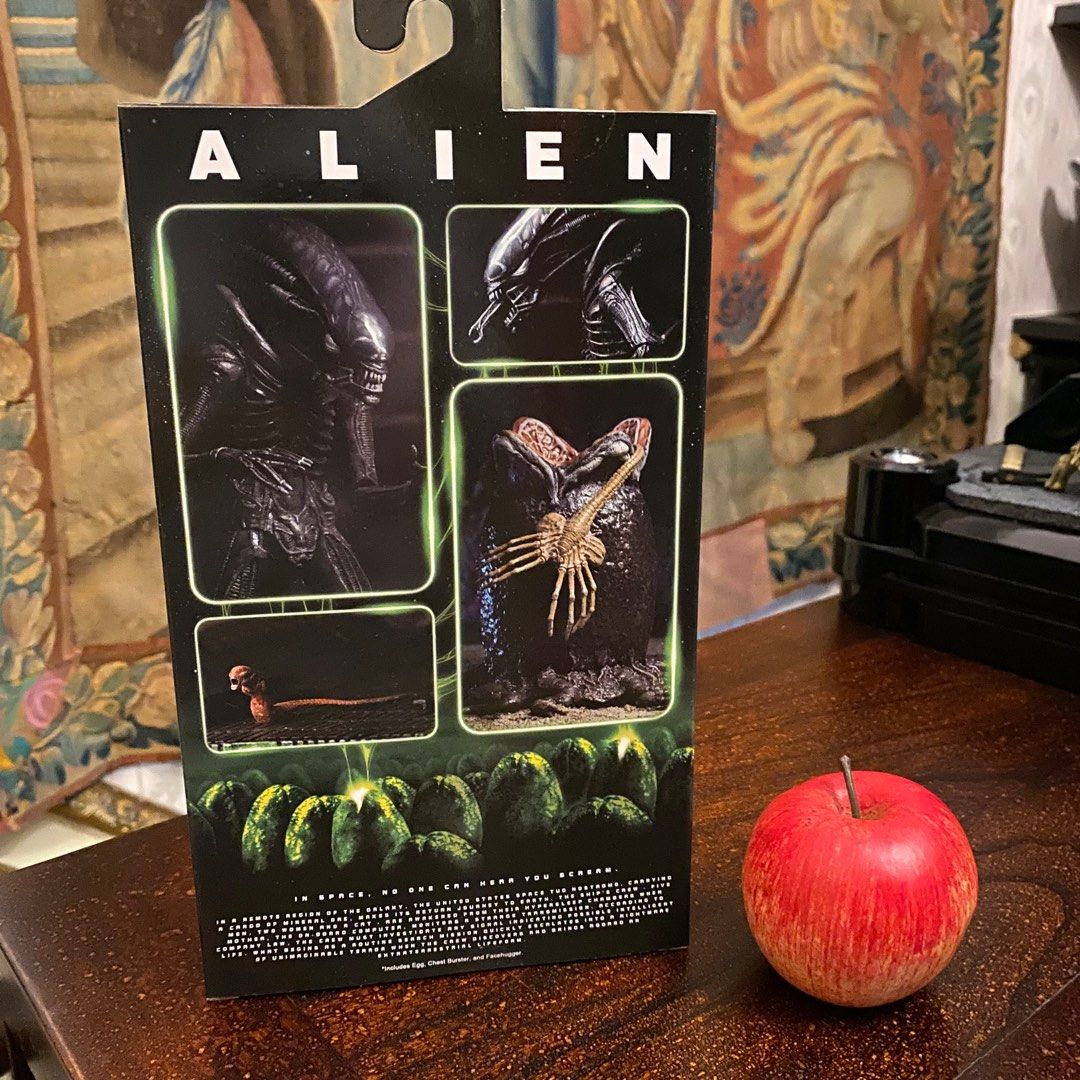 NECA ultimate collection alien boxset, Hobbies & Toys, Toys & Games on ...