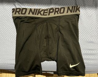 Nike Pro Compression Shorts, Men's Fashion, Activewear on Carousell