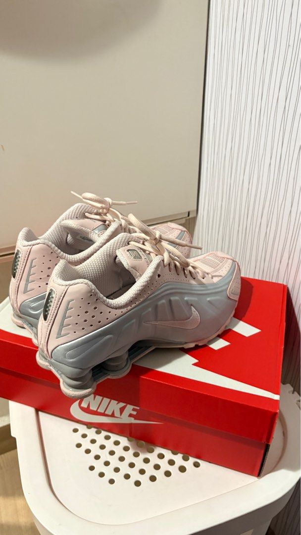 nike shox r4 women in pink, Women's Fashion, Footwear, Sneakers on ...