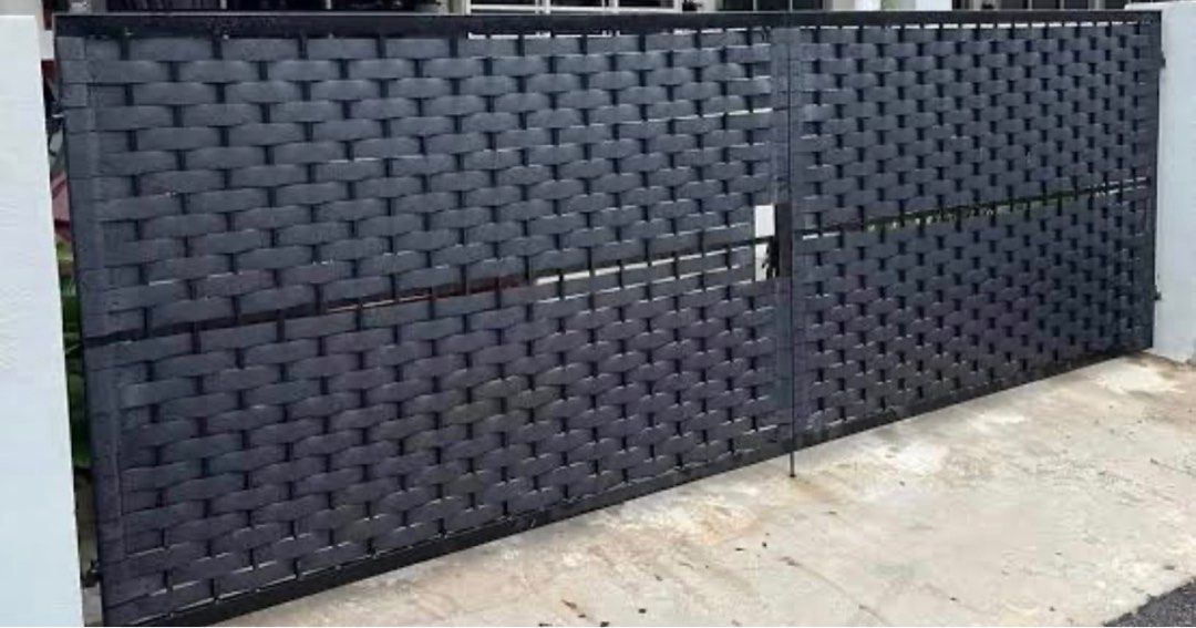 PVC Edging Pagar for Gate, Furniture & Home Living, Security & Locks ...