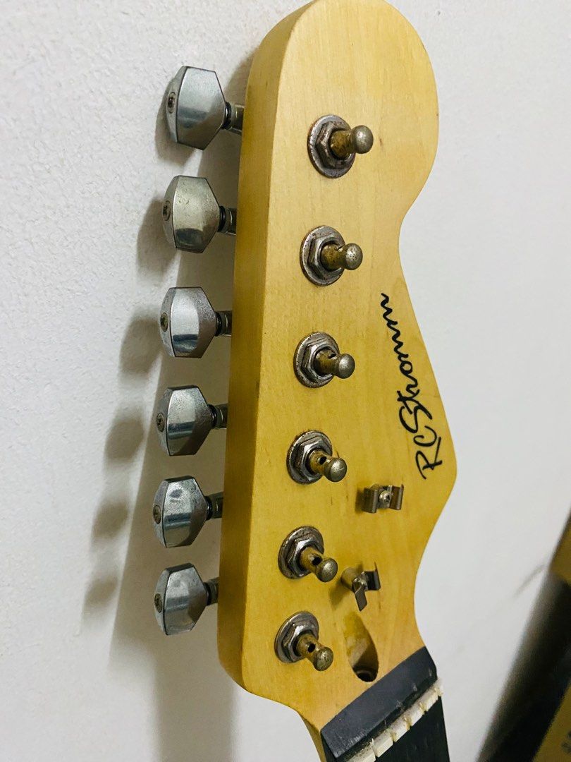 RC Stromm Electric Guitar (check description), Hobbies & Toys, Music ...