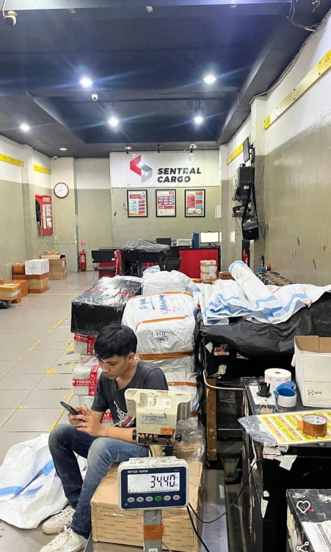 Sentral Cargo. PT𝟬𝟴𝟱𝟭𝟴𝟱𝟱𝟯𝟴𝟬𝟭𝟰, Jasa, Lainnya di Carousell