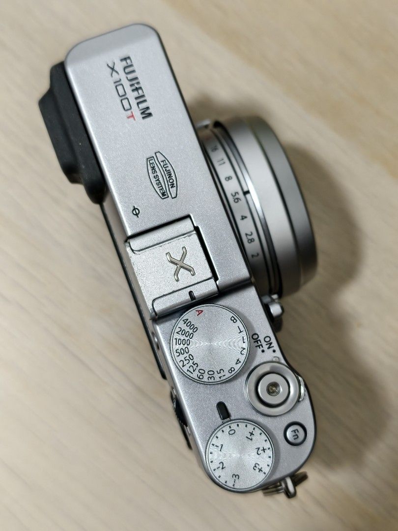 Fujifilm X100T Digital Camera, Photography, Cameras on Carousell