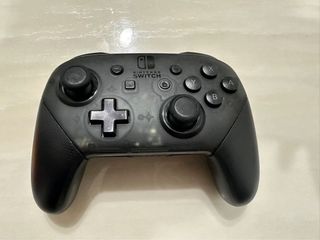 Resident Evil Requiem Switch 2 Pro Controller (Limited Edition), Video ...