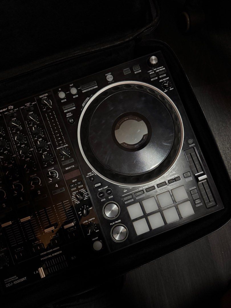 Pioneer DJ DDJ-1000SRT Serato DJ Controller, Audio, Other Audio ...