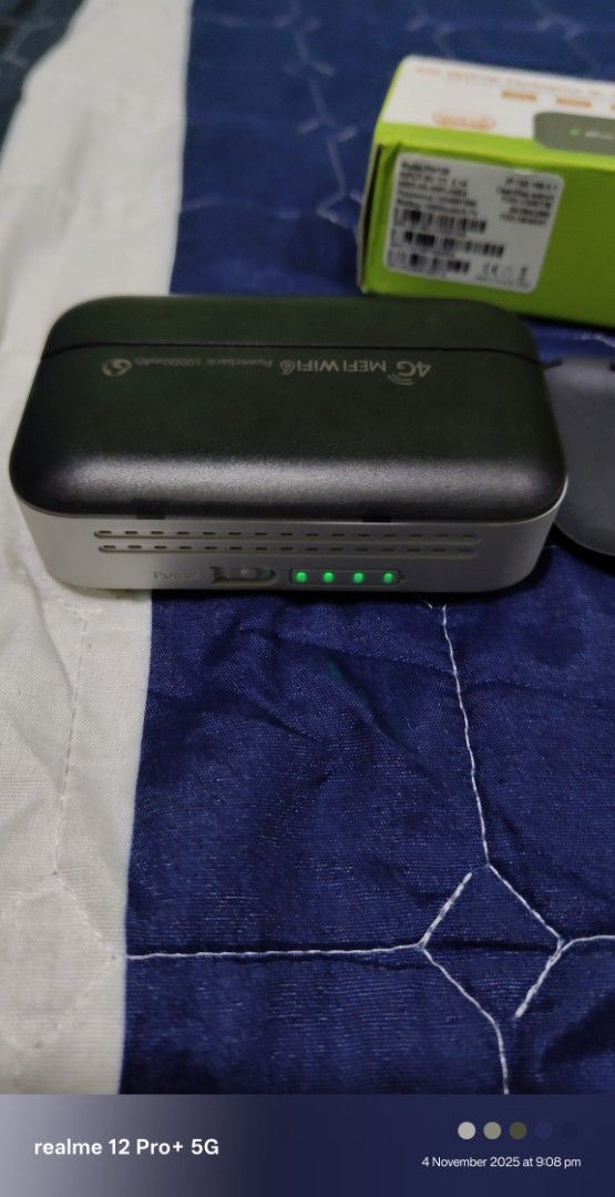Portable modem 4G WiFi6 Hotspot & 10000mAh Power Bank, Mobile Phones ...