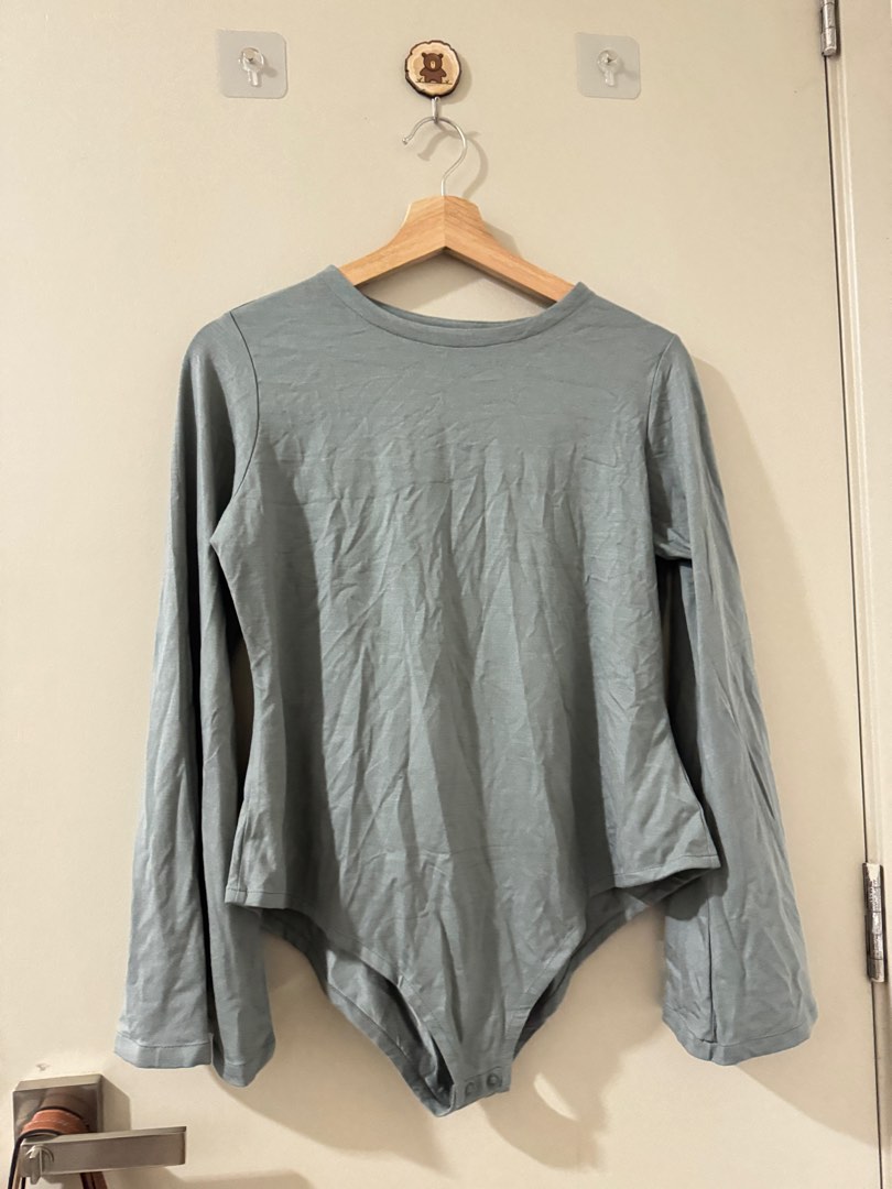 PRELOVED LAFIYE (ODE SCULPTING FLARE SUIT), Women's Fashion, Tops ...