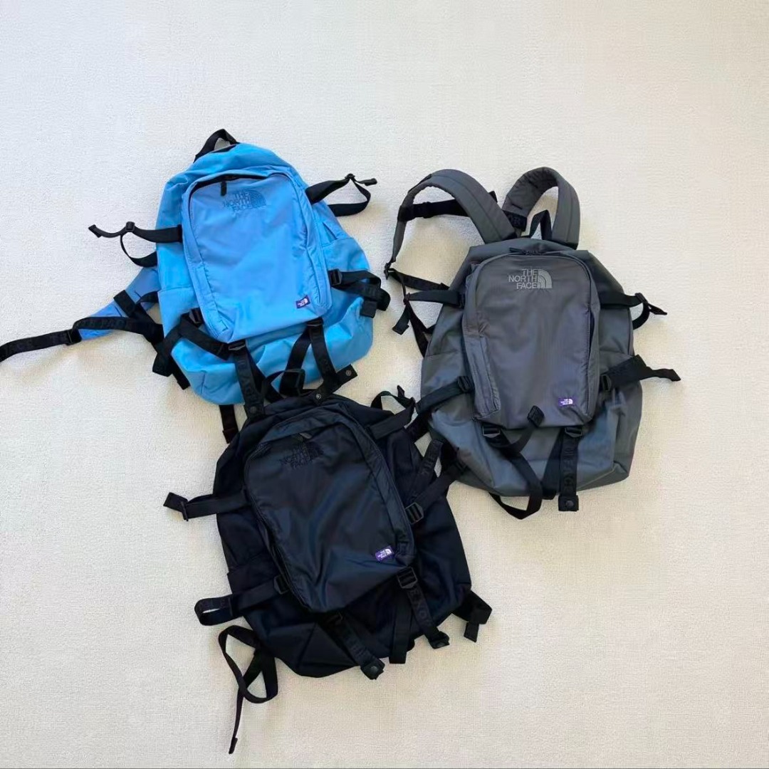 THE NORTH FACE Backpack, Men's Fashion, Bags, Backpacks on Carousell