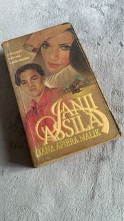 Bukan Puteri Lindungan Bulan by Liana Afiera Malik, Hobbies & Toys ...