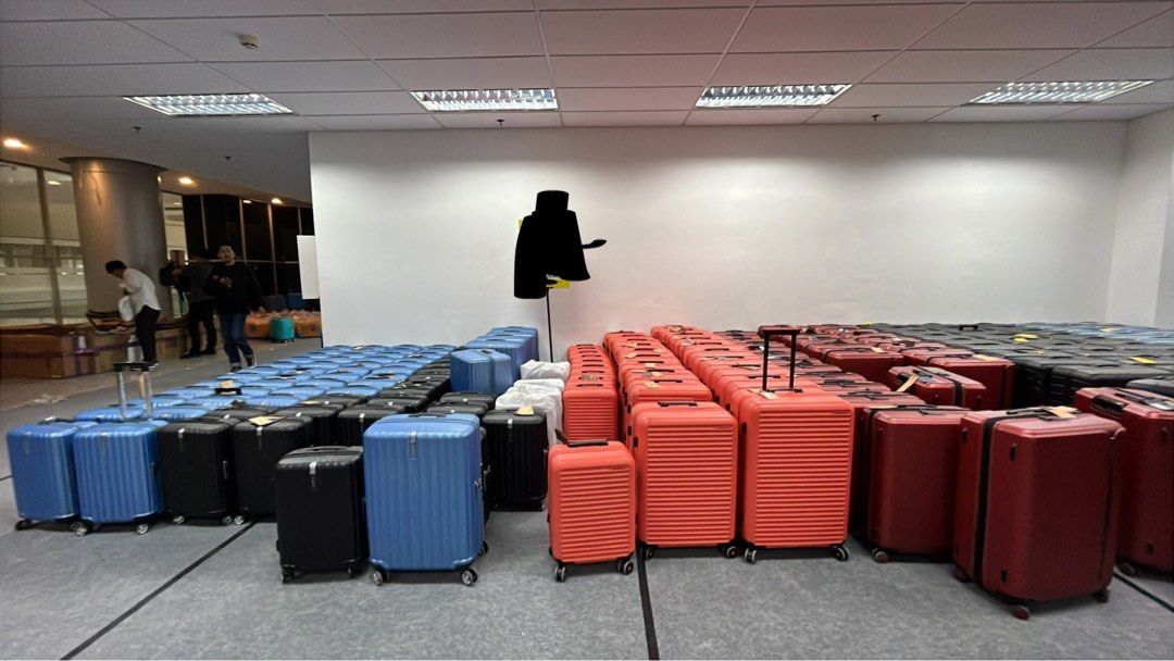 Koper Samsonite, Barang Yang Dicari di Carousell