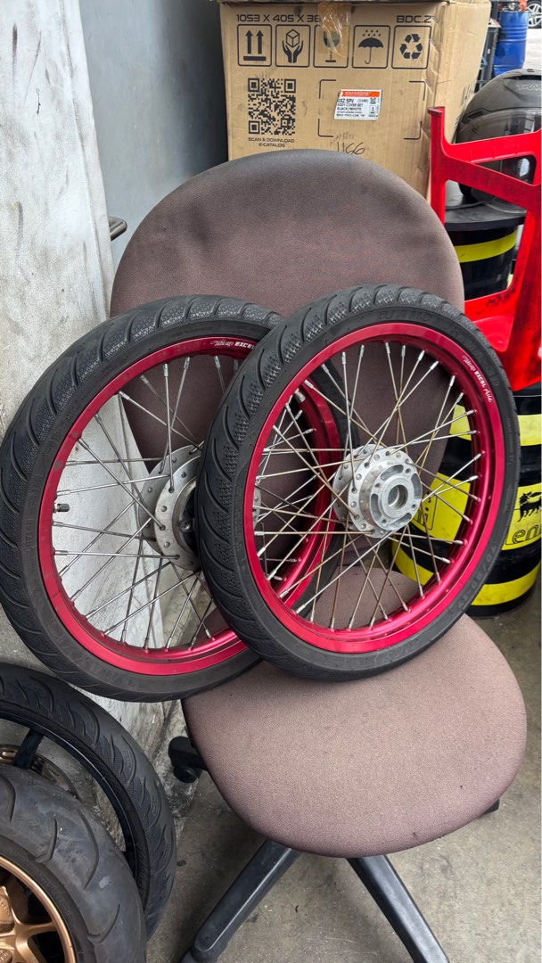Motorcycle Wheels with Red Rims, Motorcycles, Motorcycle Accessories on ...