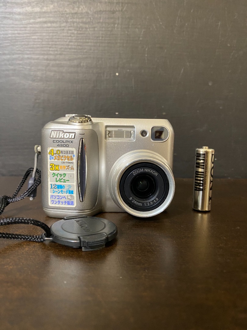 Nikon CoolPix 4300 熱門機款 4MP 3X光學變焦 CCD 數位相機 附電池、充電器, 相機攝影, 相機在旋轉拍賣