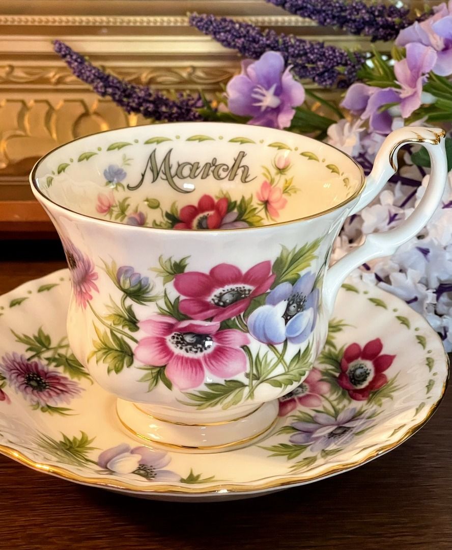 ROYAL ALBERT Flower of the Month Series MARCH Anemones Bone China Cup ...