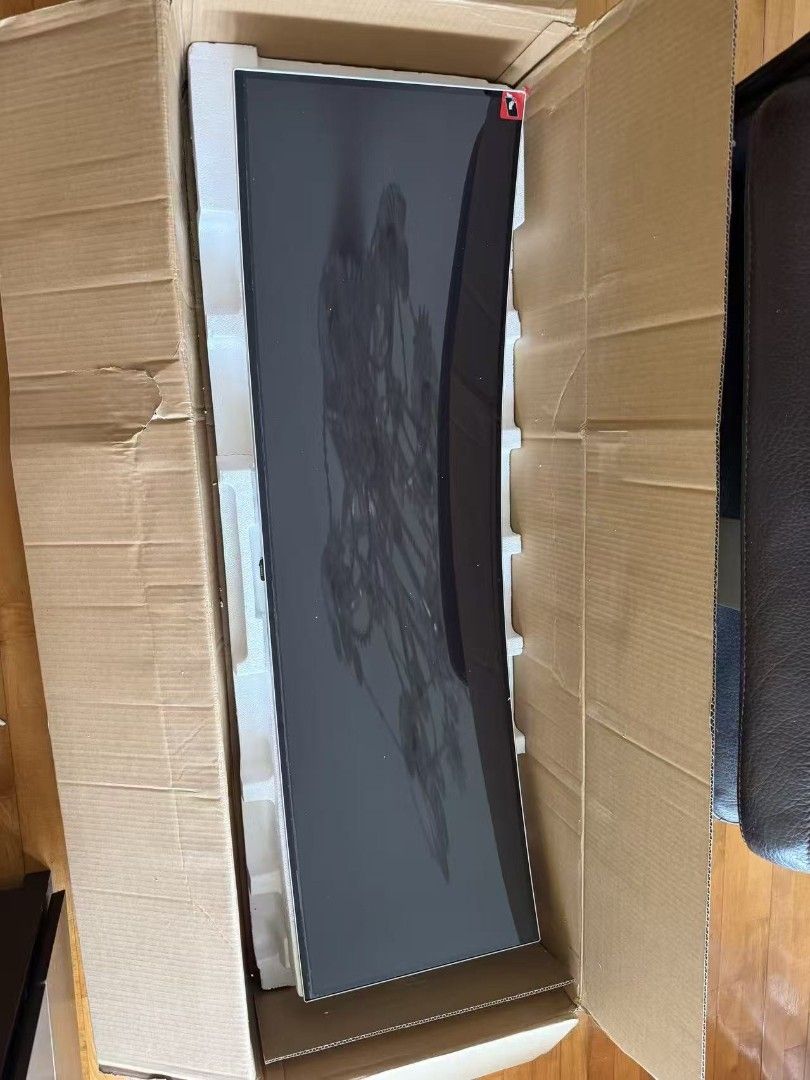 Samsung Odyssey G9 49寸 Mon, 電腦＆科技, 電腦周邊及配件, 電子屏幕 - Carousell