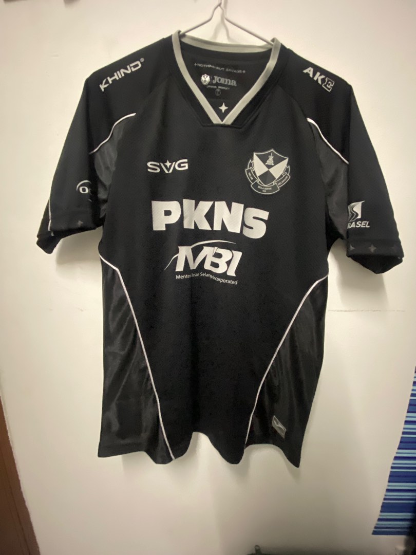 Svg x Selangor jersey, Men's Fashion, Activewear on Carousell
